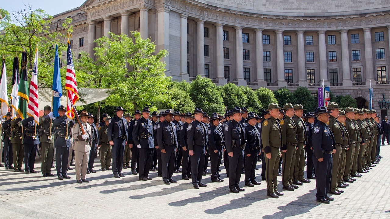 DHS Secretary: 'We Will Not Retreat' from Portland Until Violence Stops ...