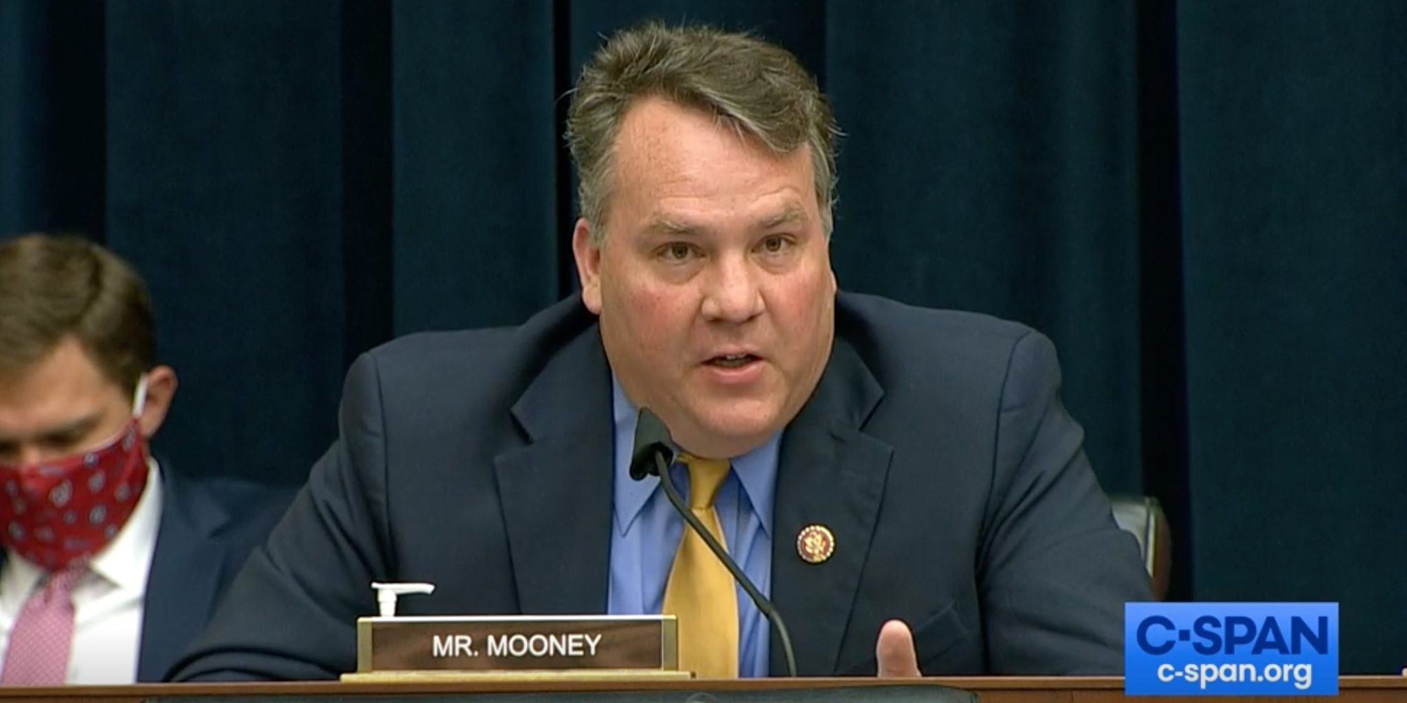 Congressman Seeks Full Audit of America’s Gold Reserves | Headline USA