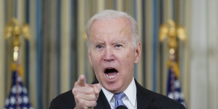 White House Blames Parents for Baby Formula Shortage | Headline USA