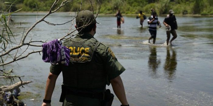 Border Patrol Seizes Record Amount of Drugs at the Border | Headline USA