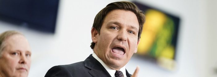 DeSantis, Trump Urge Joe Rogan to 'Stop Apologizing' to the Mob ...