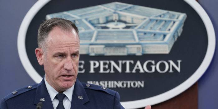 Pentagon Fires 'Spy Hunter' Who Wanted to 'Stop Trump' | Headline USA