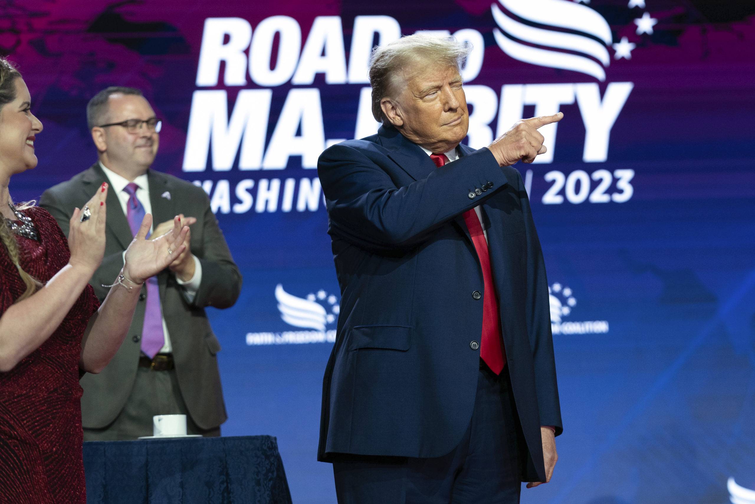 Watch: Trump Vows to 'Demolish’ Deep State in Fiery Michigan Speech ...
