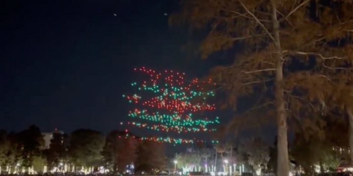 Drones Fall from Sky in Florida During Holiday Show, 7-Yr-Old Seriously ...